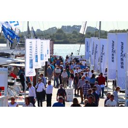 Custom Banner Arm Flags | Flags | House of Flags