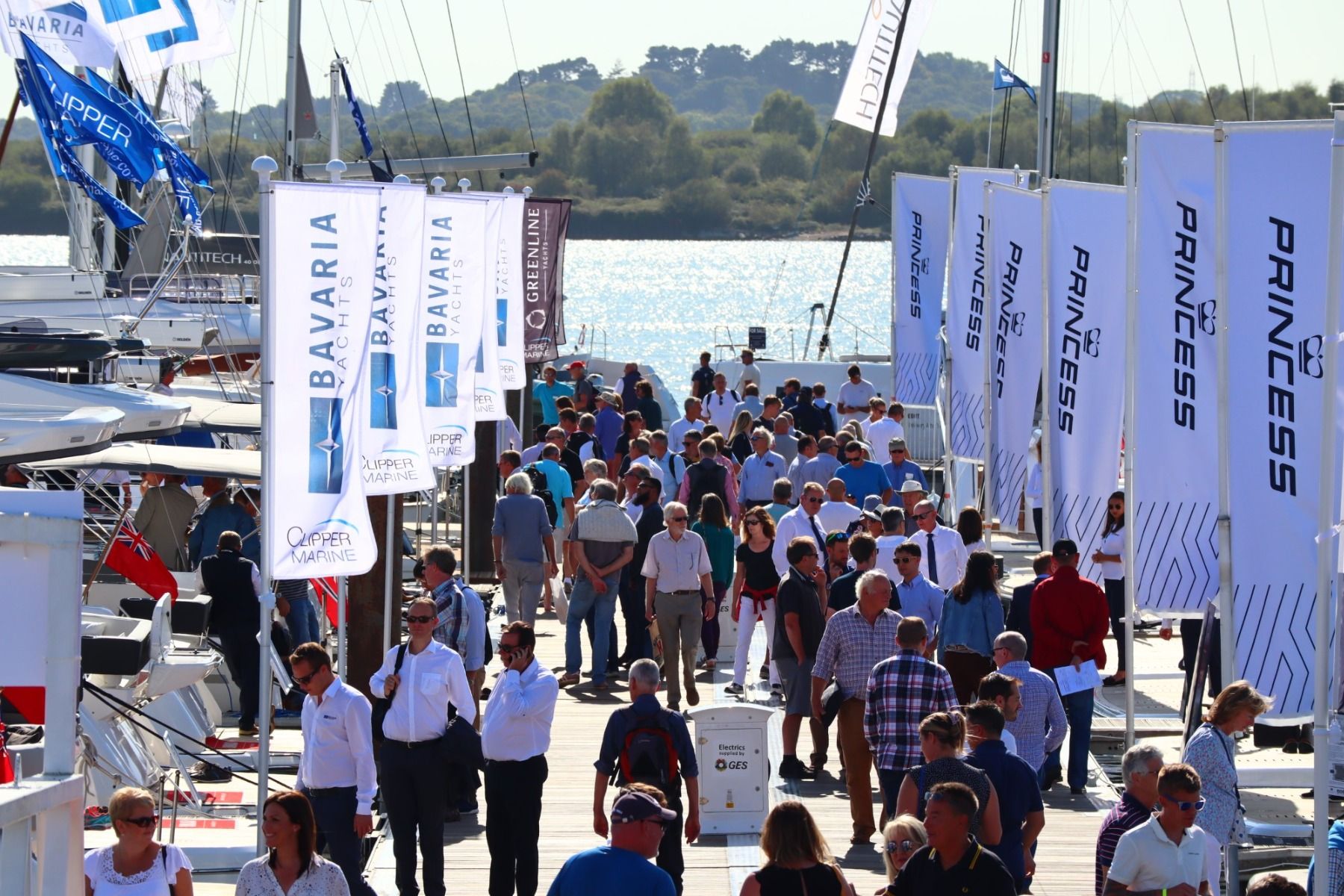 Custom Flags | Design Your Own Flag Online – House of Flags